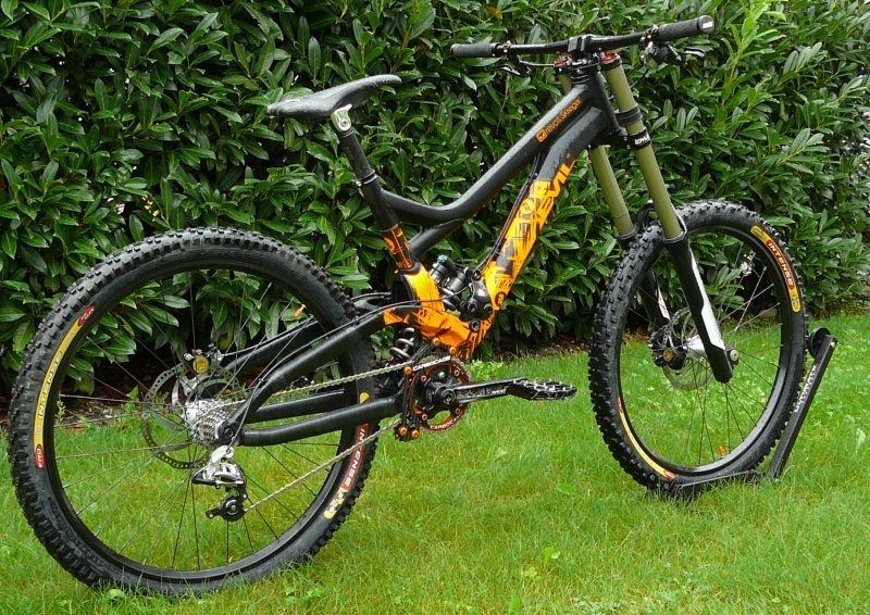 Evil Bikes Revolt - Bike Gallery | Traildevils