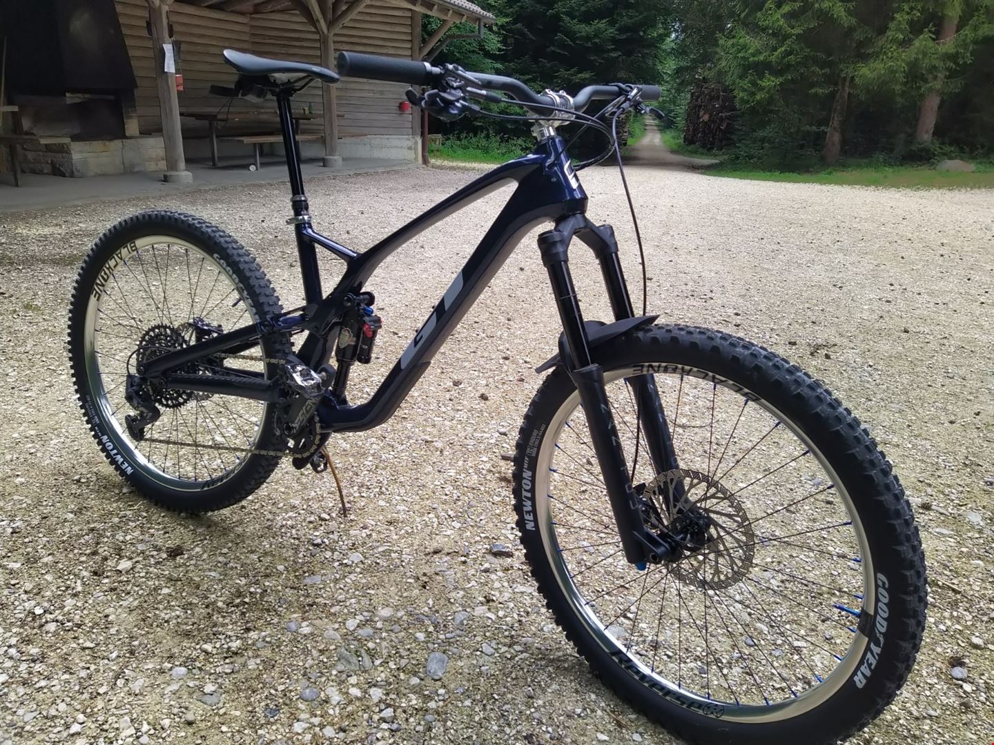 GT Force Carbon Pro LE für 5597 CHF in Aetigkofen günstig kaufen ...
