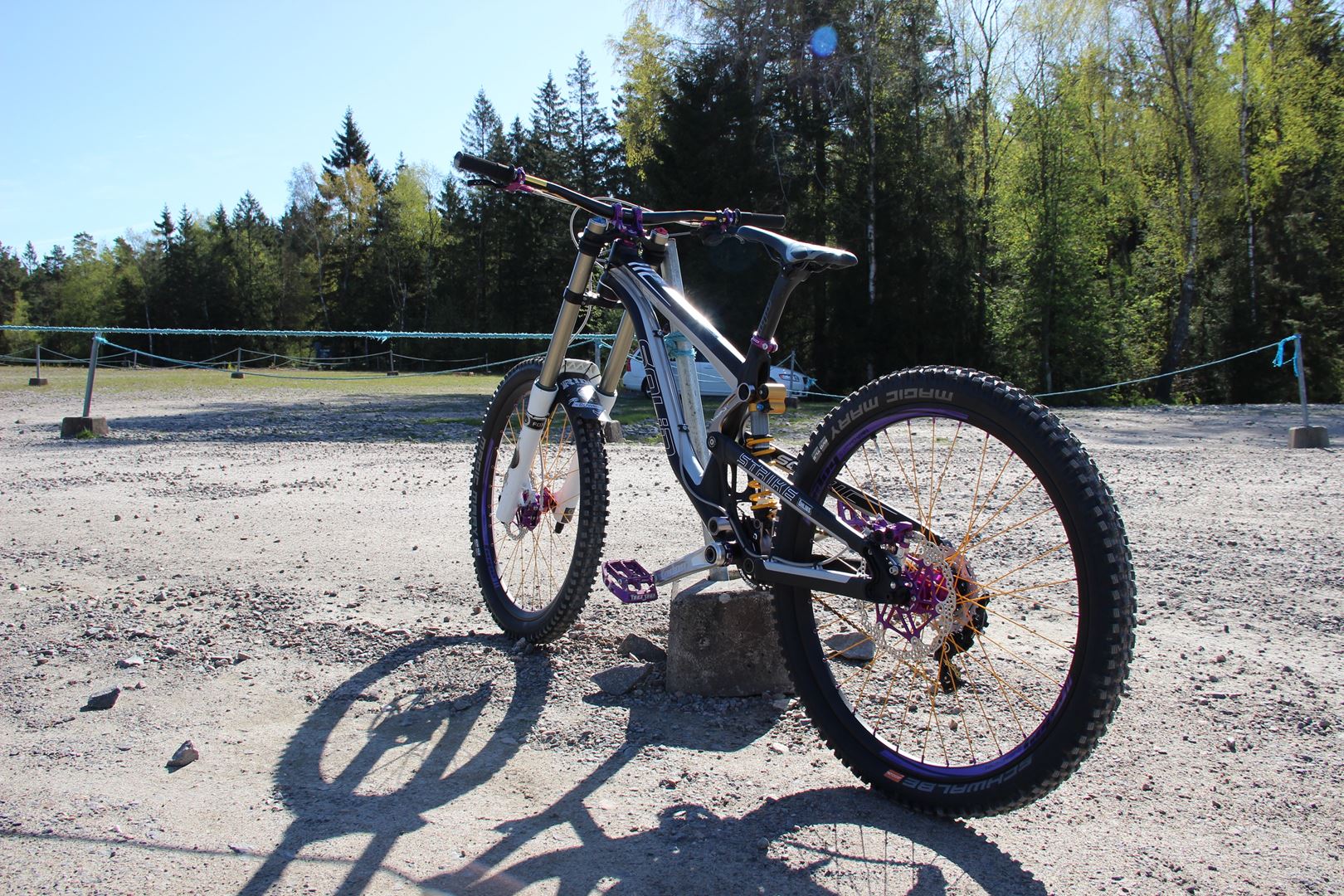 SOLID Bikes Strike EVO 27,5" 2018 - Bike Gallery | Traildevils