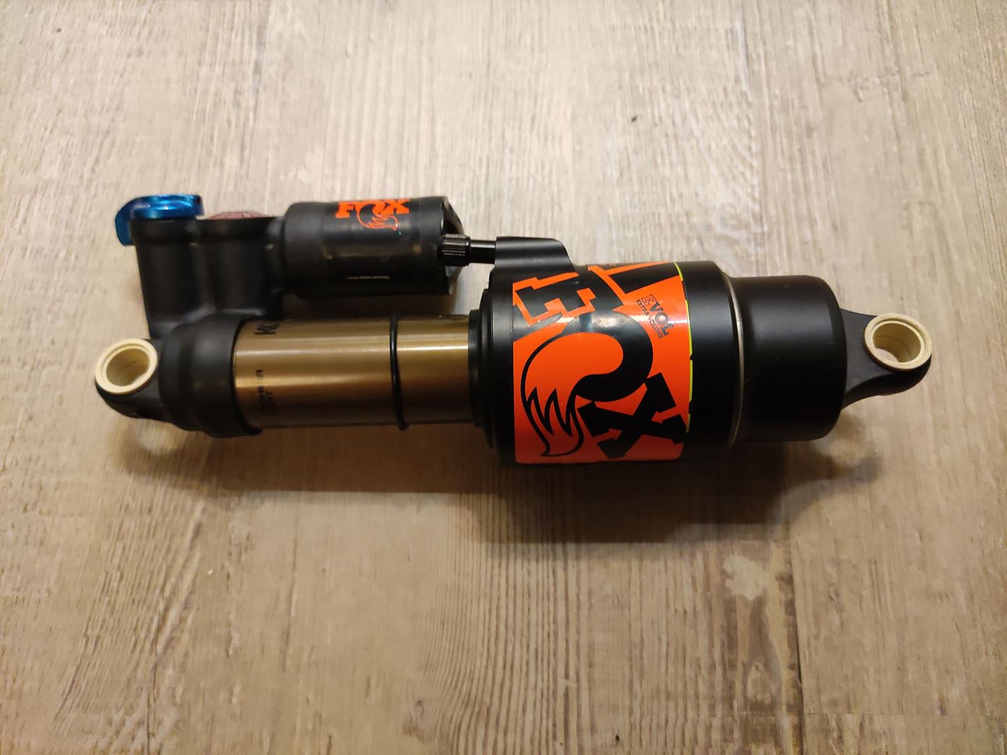 Fox Factory Float X2 RVS für 320 CHF in Stilli günstig kaufen | Traildevils