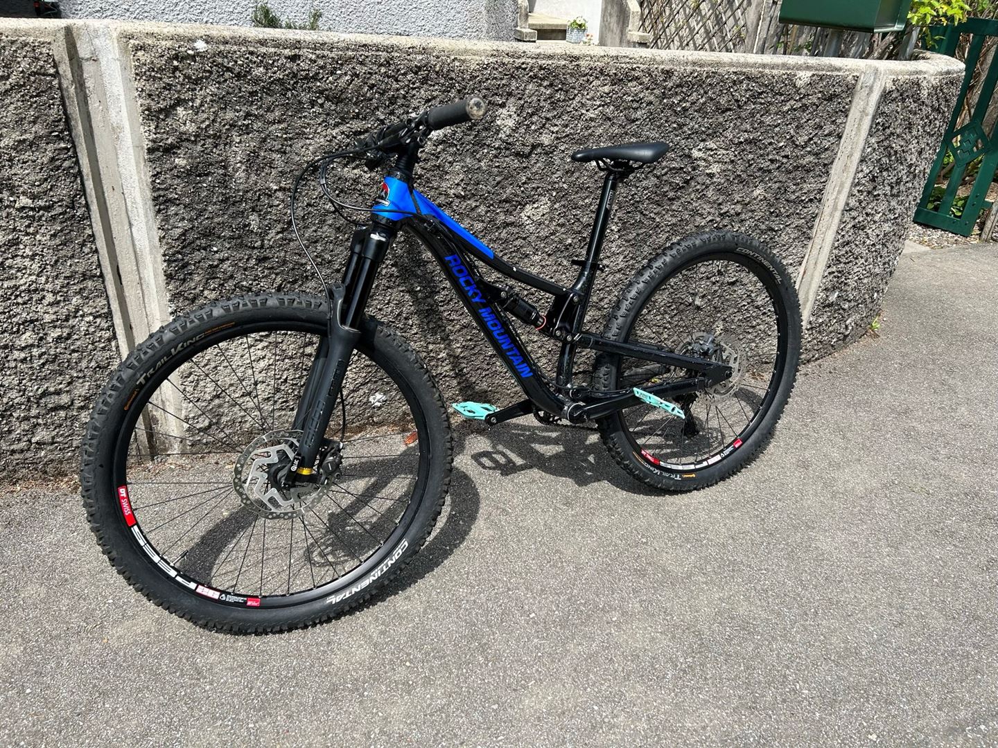 Rocky Mountain Reaper 24'/26' Kids 2021 - Bike Gallery | Traildevils