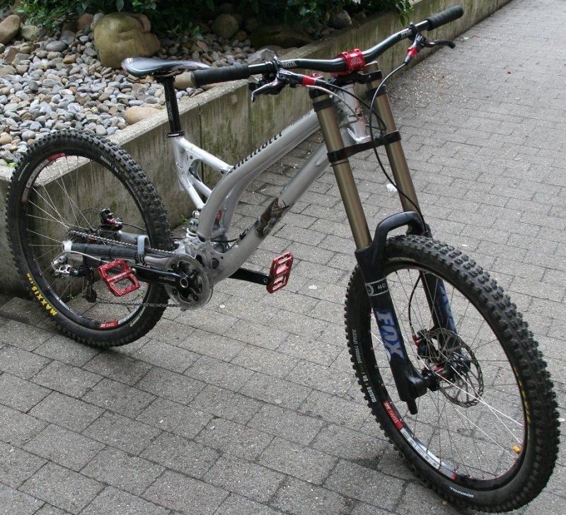 Ancillotti Tomaso DHP - Bike Gallery | Traildevils