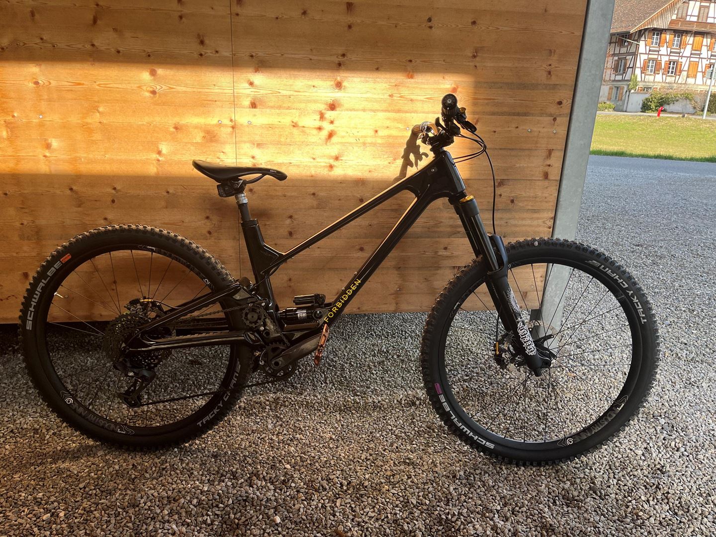 Forbidden Druid V2 2023 - Bike Gallery | Traildevils