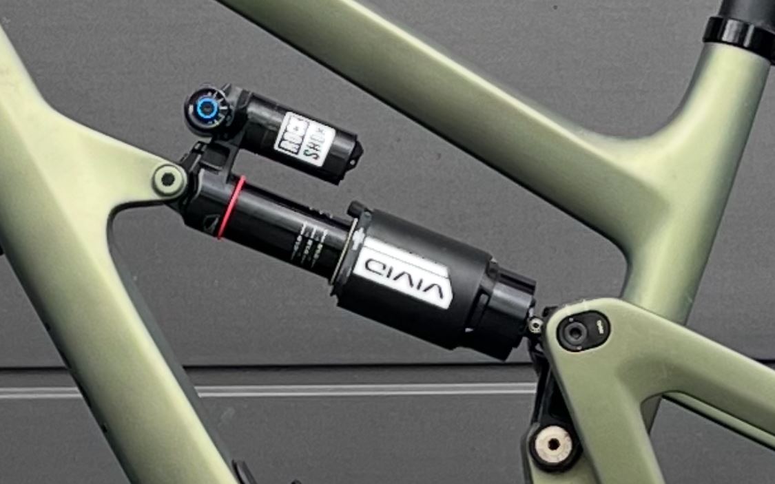 RockShox Vivid Air Ultimate RC2 230x60mm low compression & rebound tune ...