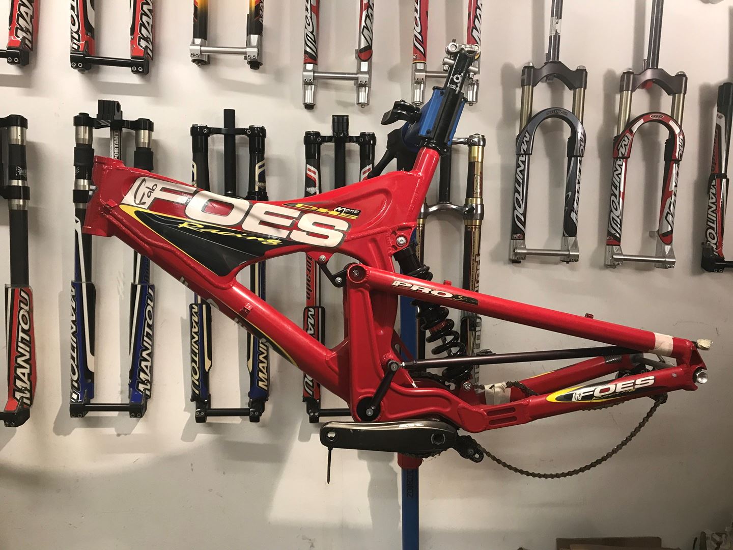 Foes Mono DHS - Bike Gallery | Traildevils