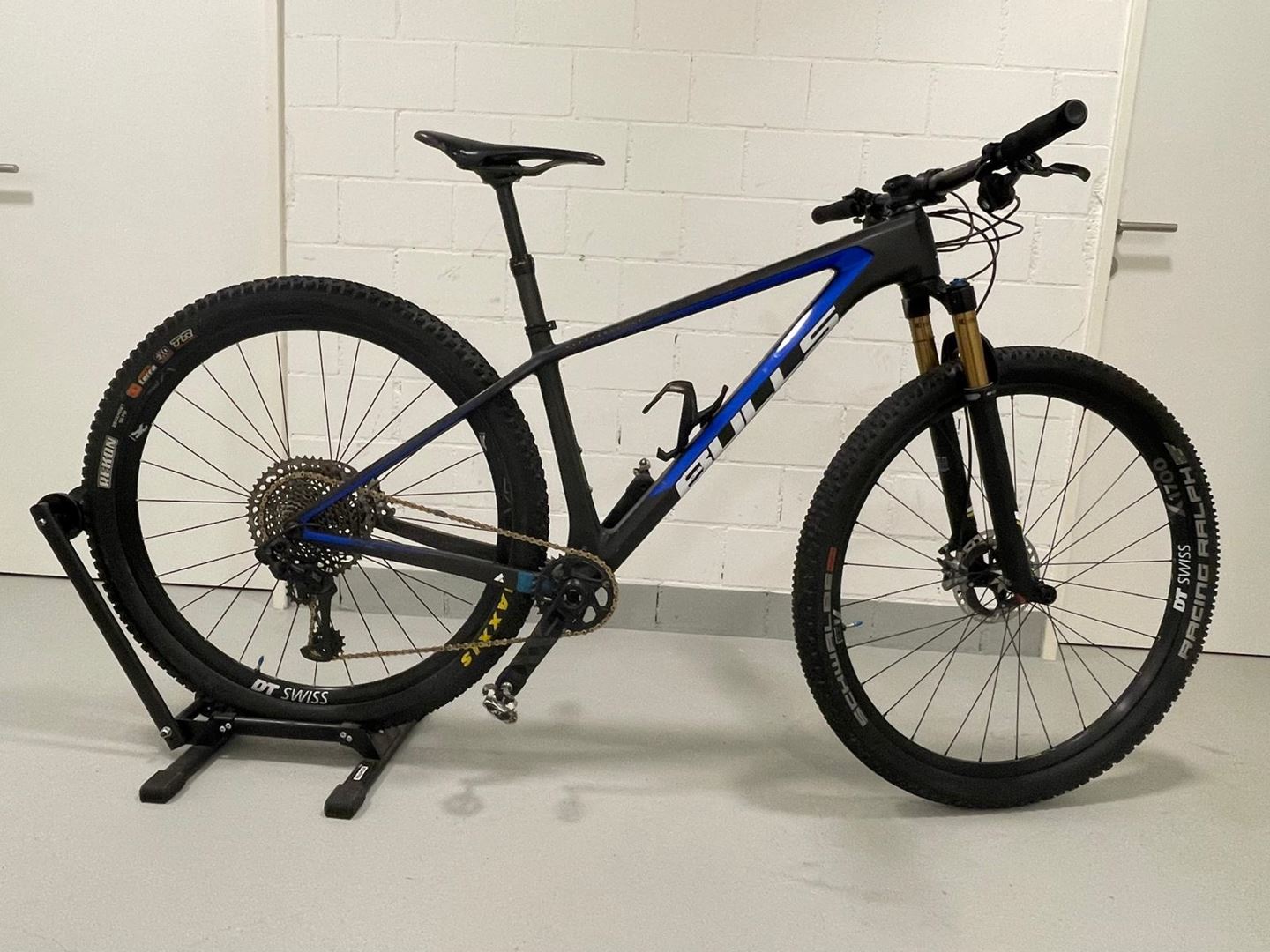 Bulls Black Adder Team - Top cross country race bike - Bike Gallery ...
