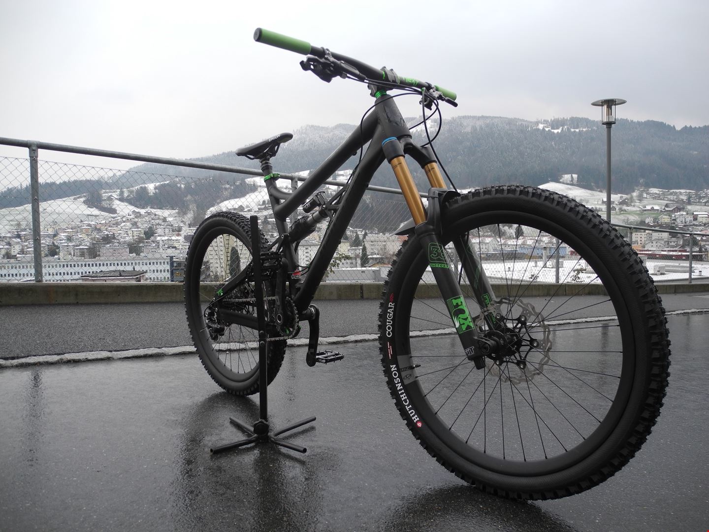 Banshee Rune v2 - Bike Gallery | Traildevils
