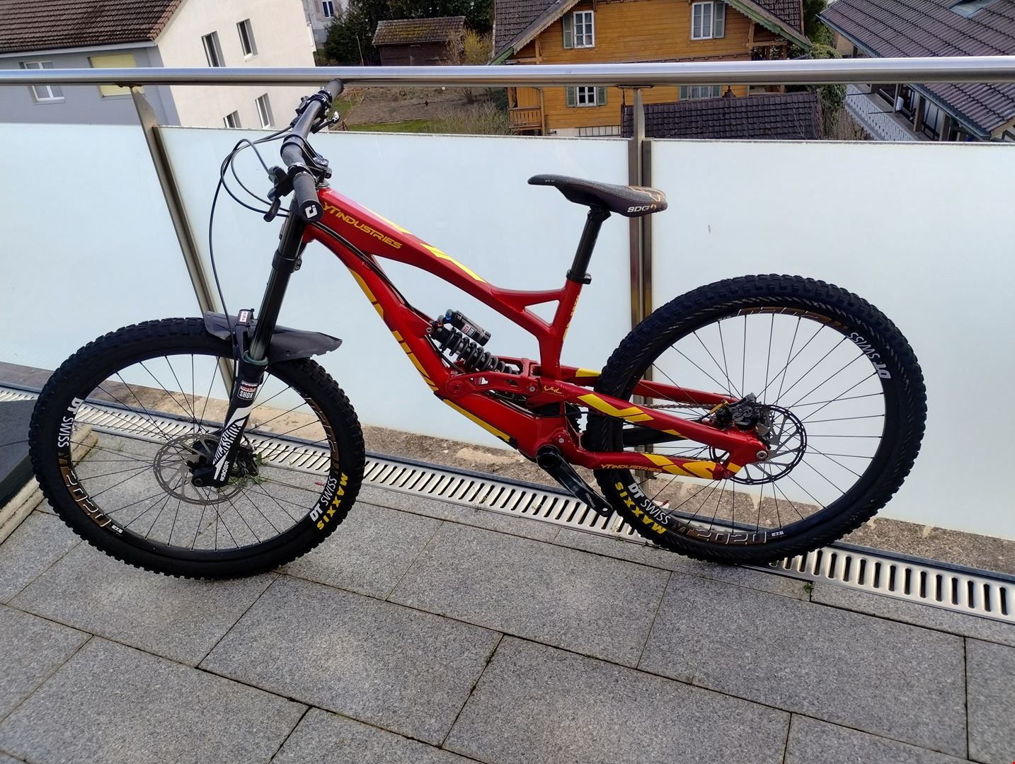 YT Tues AL Comp für 990 CHF in Belp günstig kaufen | Traildevils
