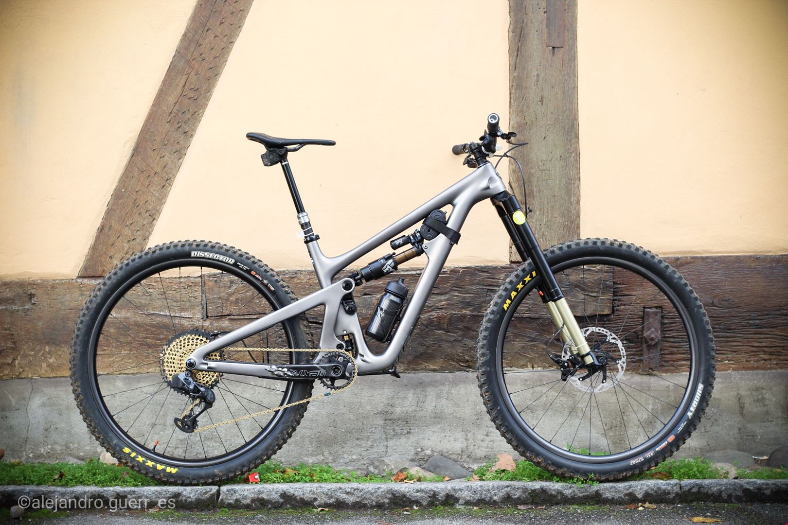 Yeti SB150 TURQ Serie 2020 2020 Bike Gallery Traildevils Yeti SB150 TURQ Serie 2020 2020 Bike Gallery Traildevils