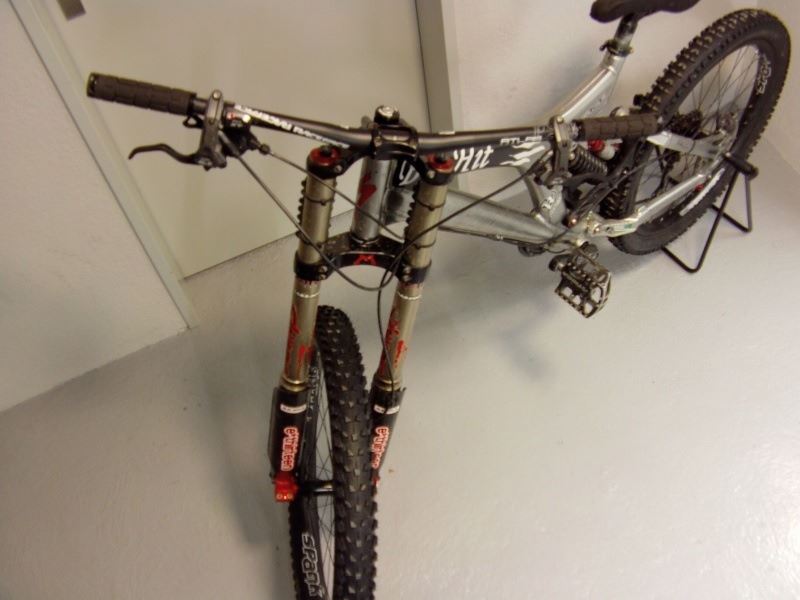 Specialized big hit - Bike Gallery | Traildevils