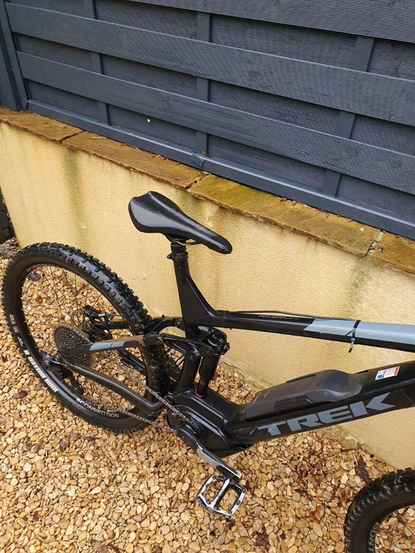 Trek Powerfly FS 4 für 1300 CHF in Zurich günstig kaufen | Traildevils
