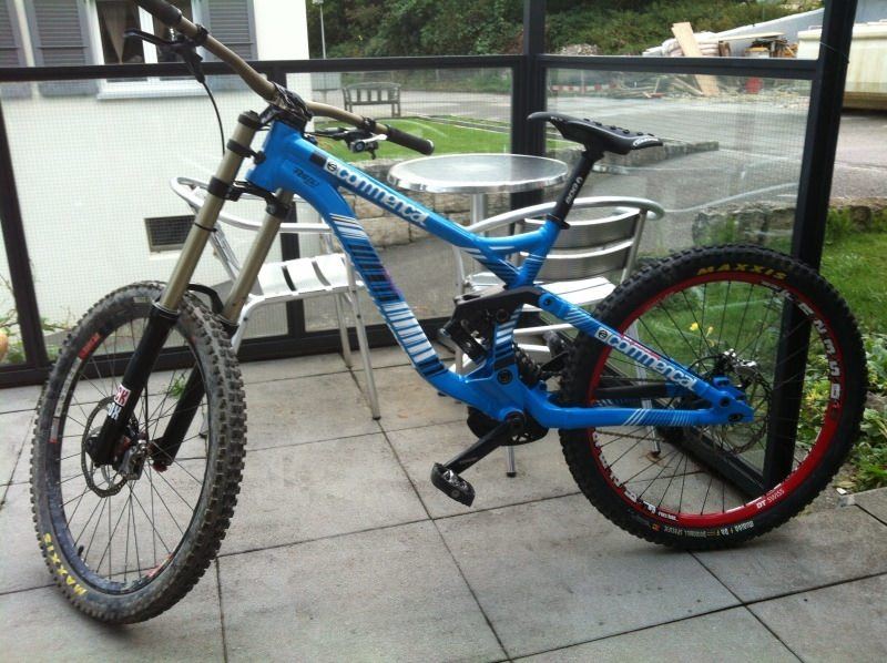 Commencal Supreme DH V3 - Bike Gallery | Traildevils