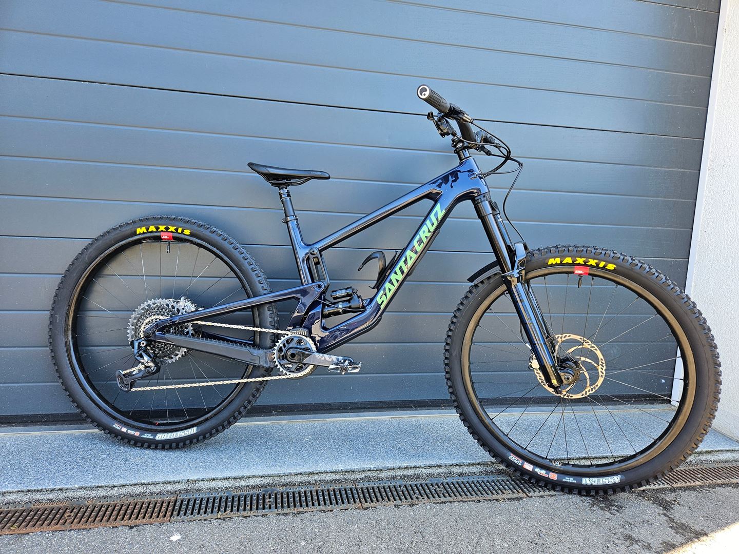 Santa Cruz Megatower V2 CC 2023 - Bike Gallery | Traildevils