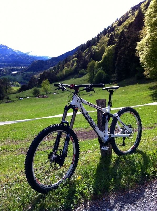 Rotwild R.E1 FS Pro 2016 - Bike Gallery | Traildevils