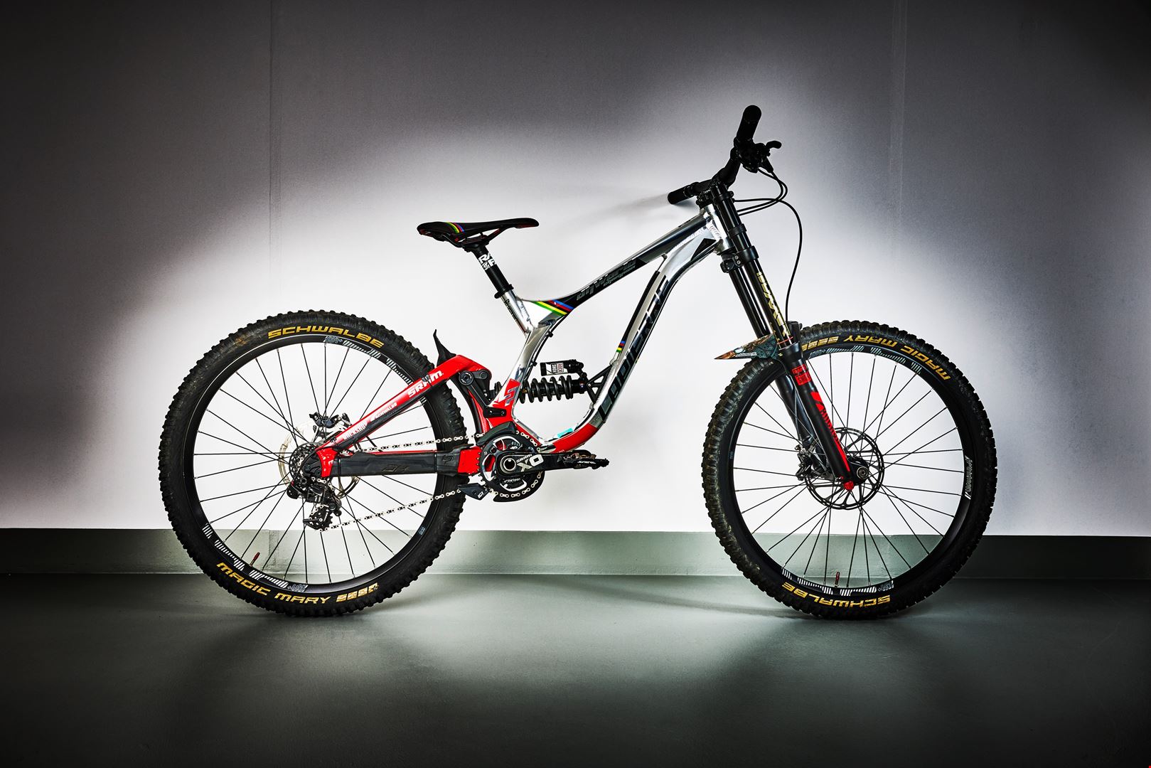 Lapierre DH World Champion Ultimate 2017 - Bike Gallery | Traildevils