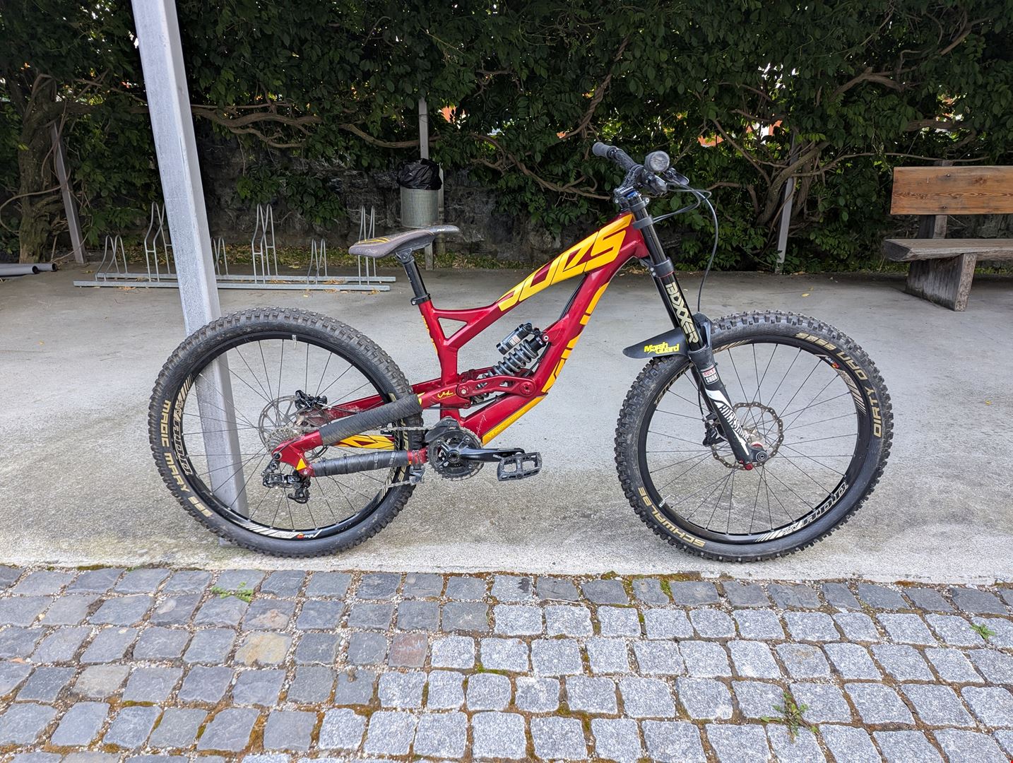 YT Tues AL Comp für 950 CHF in Trimmis günstig kaufen | Traildevils