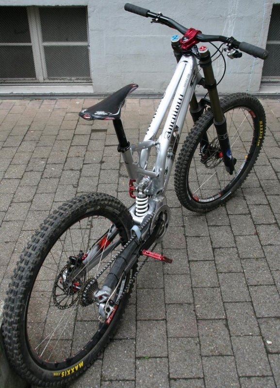 Ancillotti Tomaso DHP - Bike Gallery | Traildevils