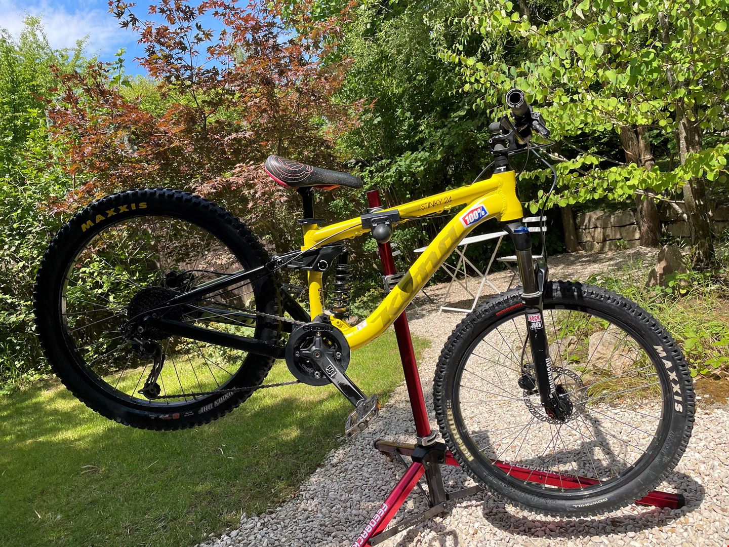 Kona Stinky 24 Kinder Downhill Bike F r 550 CHF In Dornach G nstig Kona Stinky 24 Kinder Downhill Bike F r 550 CHF In Dornach G nstig