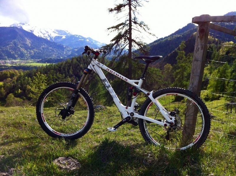 Rotwild R.E1 FS Pro 2016 - Bike Gallery | Traildevils