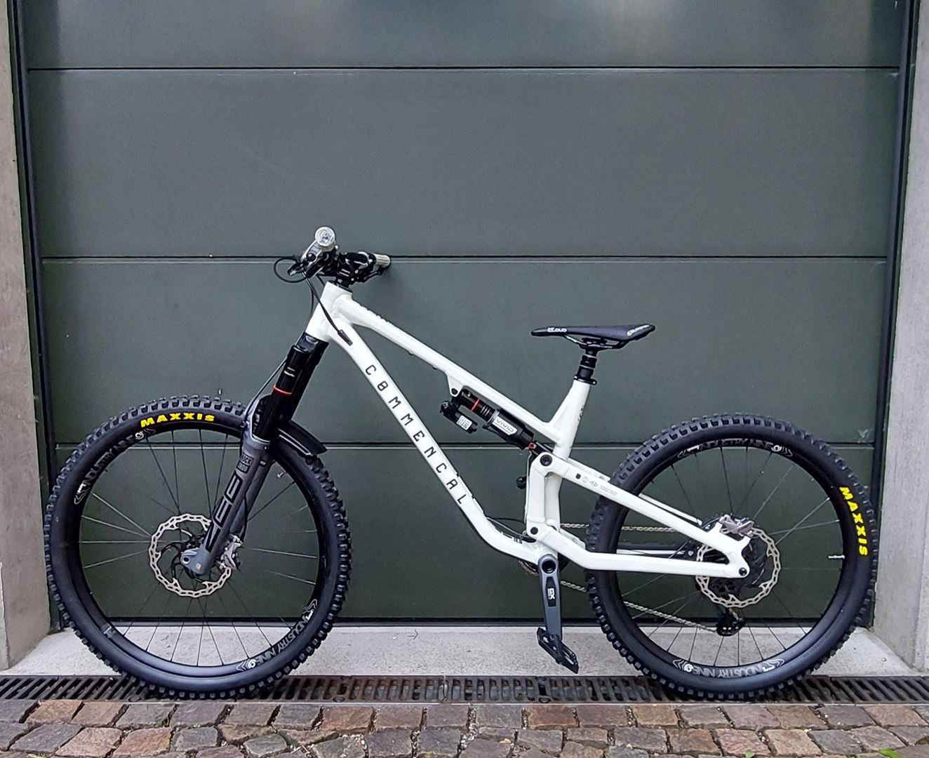 Commencal Meta SX V5 2024 - Bike Gallery | Traildevils