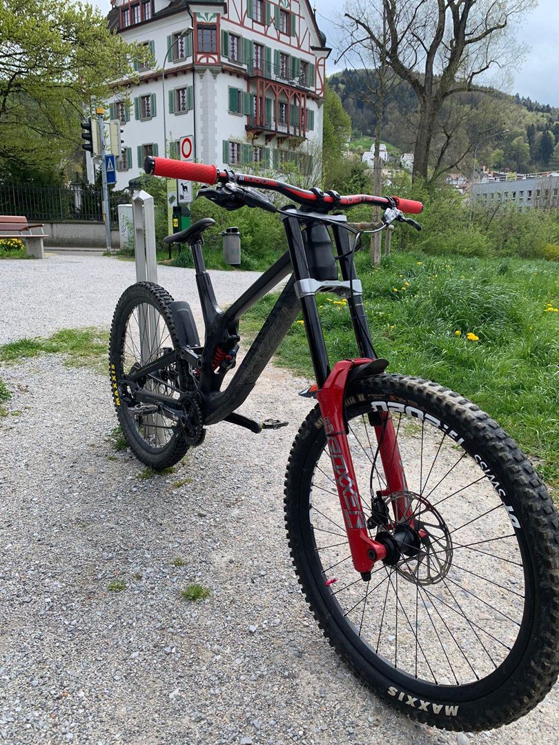 Canyon Sender custom für 2900 CHF in St.Gallen günstig kaufen | Traildevils