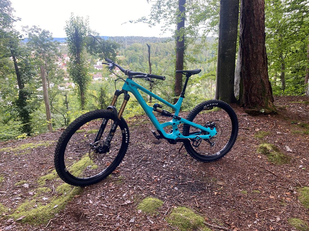 YT-Industries Capra Pro Race Core4 MX 2022 - Bike Gallery | Traildevils