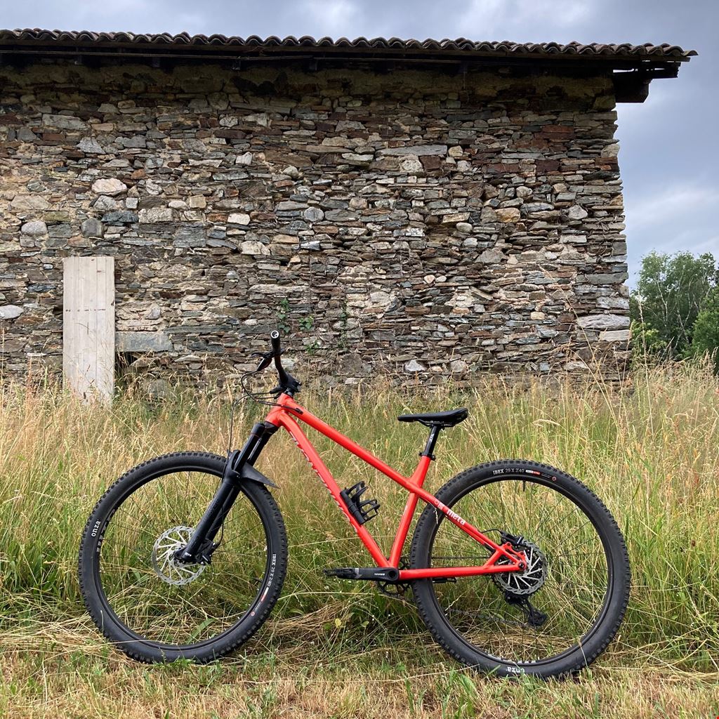 Commencal Meta HT AM 29 Hardtail Enduro 2020 - Bike Gallery | Traildevils