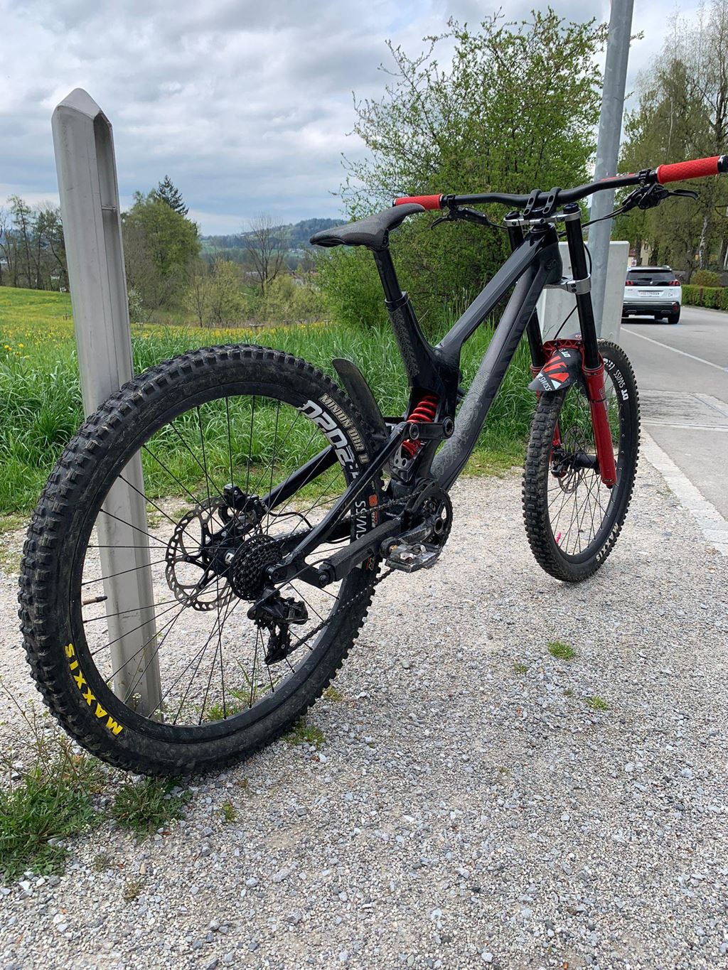 Canyon Sender custom für 2900 CHF in St.Gallen günstig kaufen | Traildevils