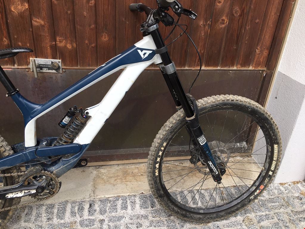 YT Industries Tues AL Base für 2200 CHF in Flims günstig kaufen ...